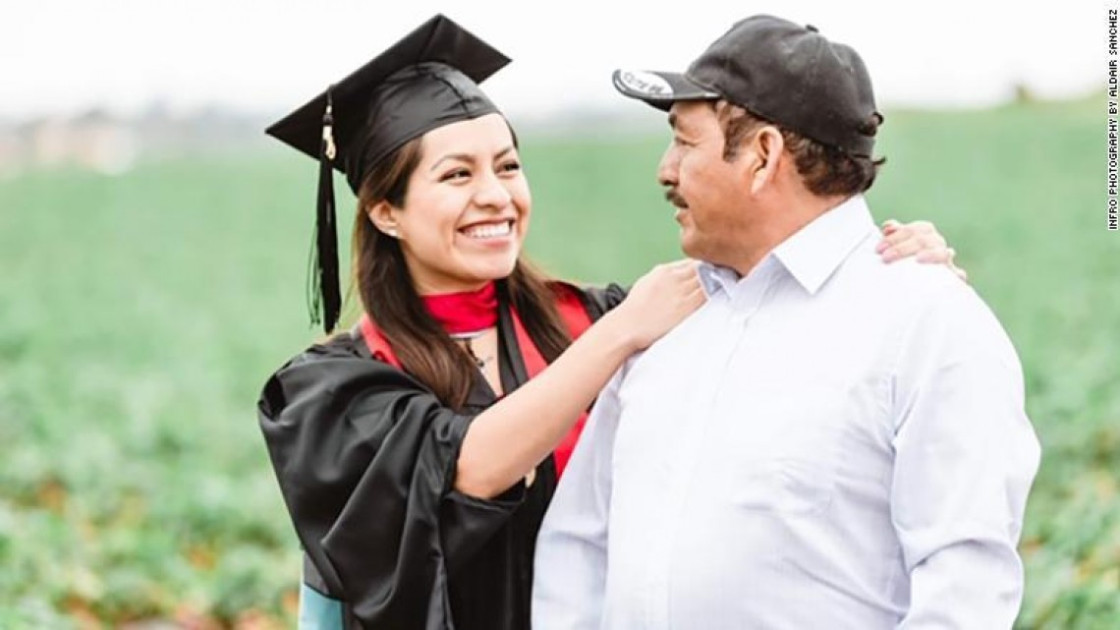 La inspiradora historia de Erica Alfaro y sus fotos de graduación ...