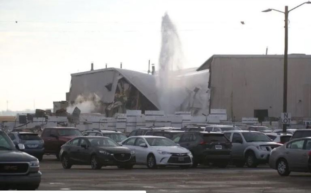 Se reporta fuerte explosión en fábrica en Kansas | NotiGape - Líderes ...