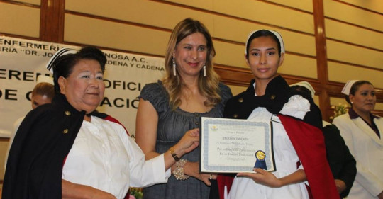 NotiGAPE - Maki felicita a graduados de escuela de Enfermería Dr. José ...