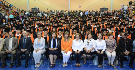 NotiGAPE - Alcaldesa felicita a la XXXIII Generación del CETIS 131